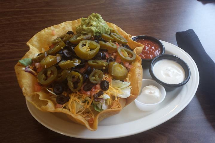 Chip's Restaurant & Bar - Wahoo, NE